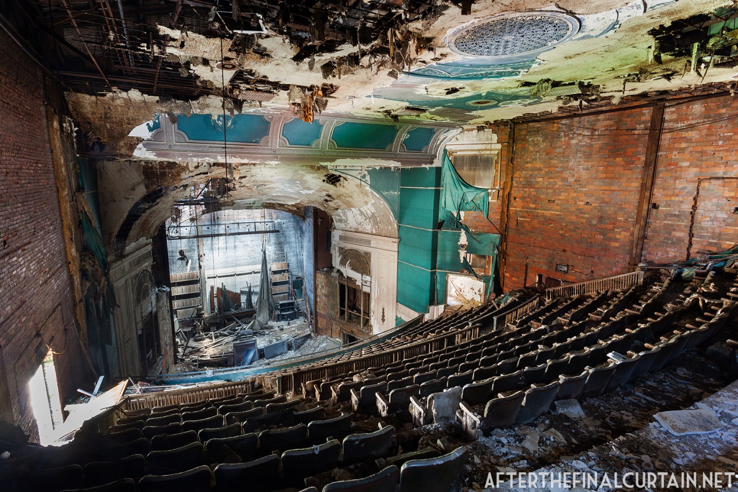 The Paramount Theatre – Youngstown, Ohio | After the Final Curtain