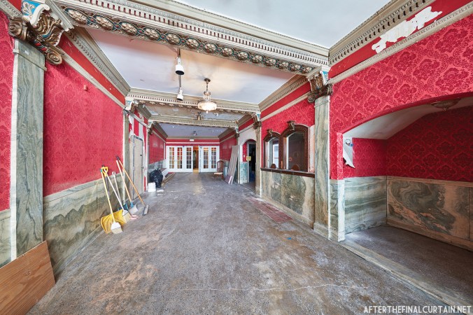 Colonial Theatre – Laconia, NH | After the Final Curtain
